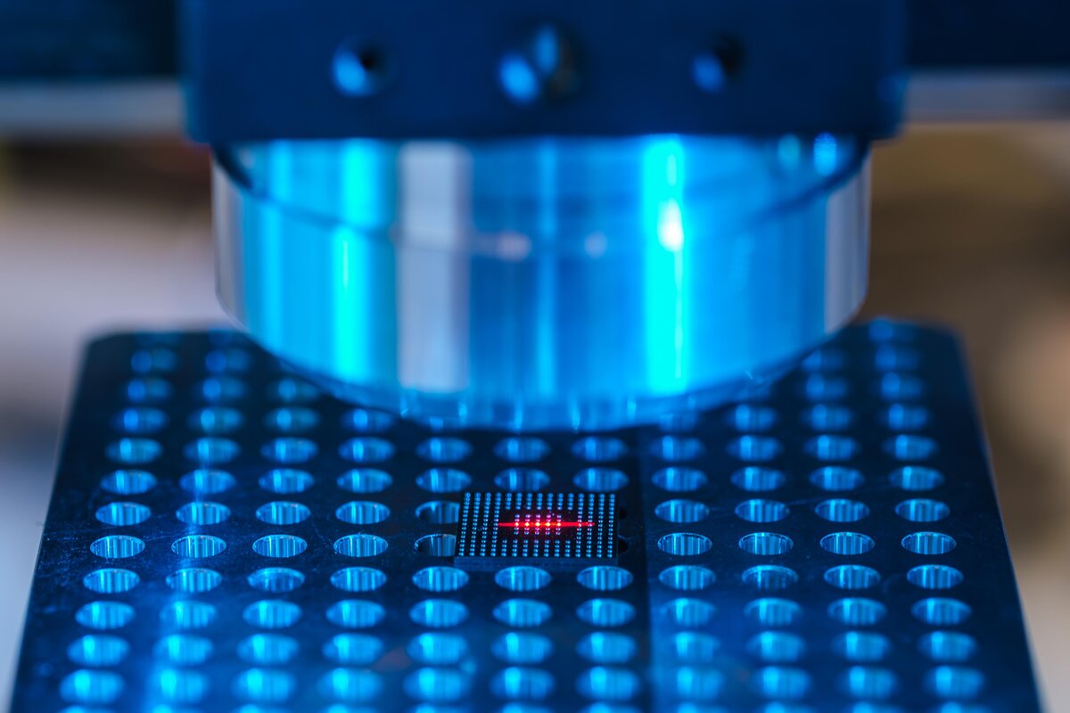 New lasers for digital holography - MultiLambdaChip project gets ...